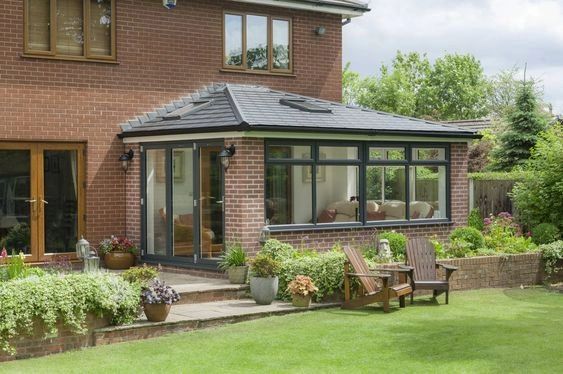 Universal Trade Windows Ltd