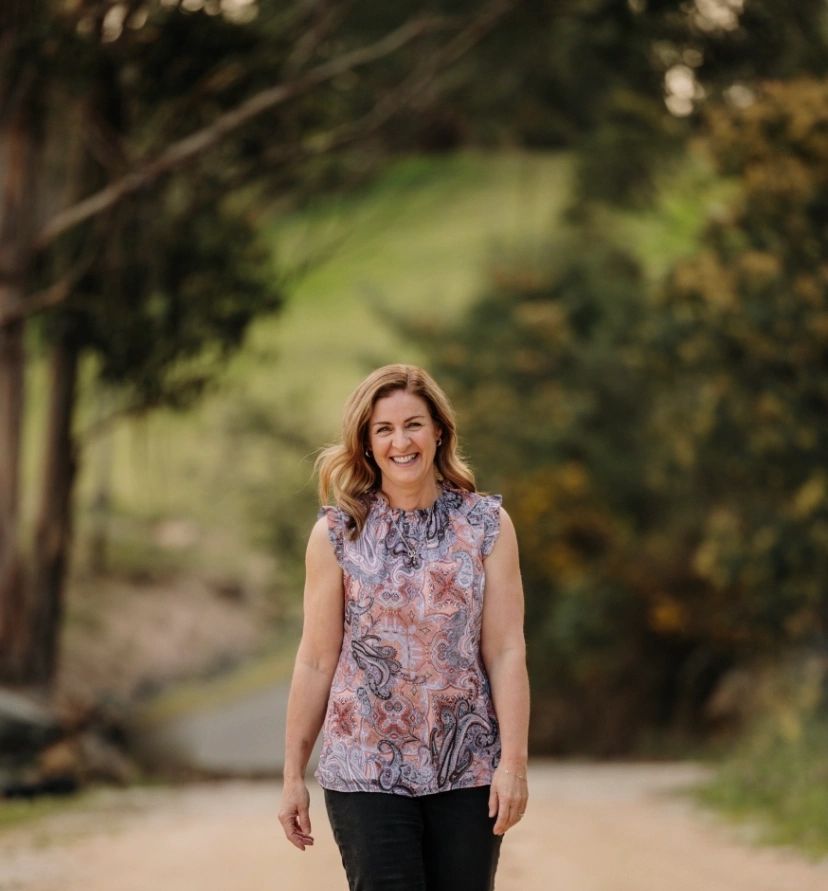 Weddings Tasmania - Natalie Freeman Marriage Celebrant