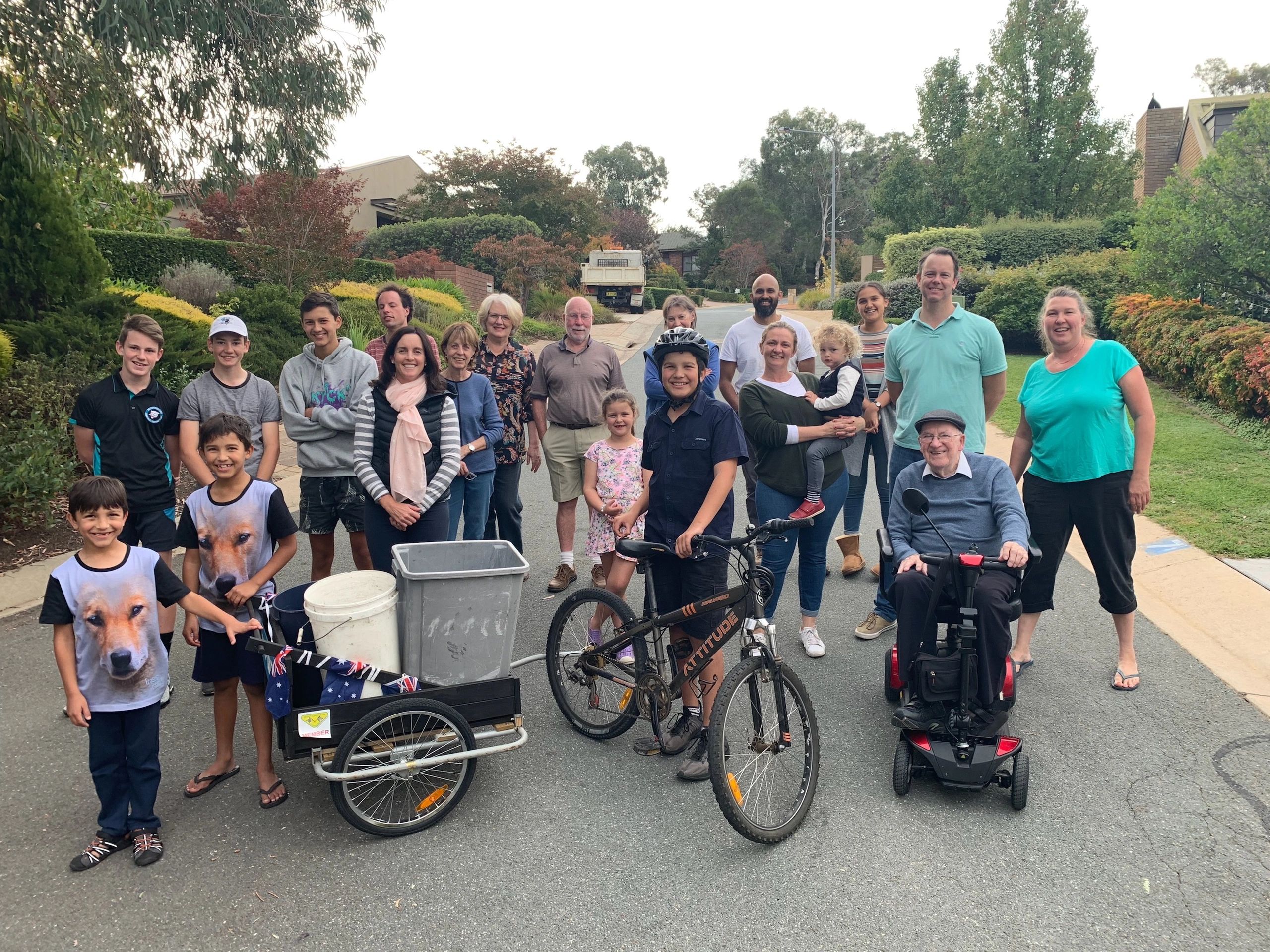 Canberra kids collecting - Recycling, Returning