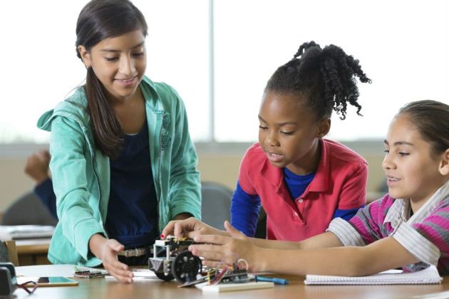 Top Summer Camp 2025: Art and Coding Camps for Kids and Teens