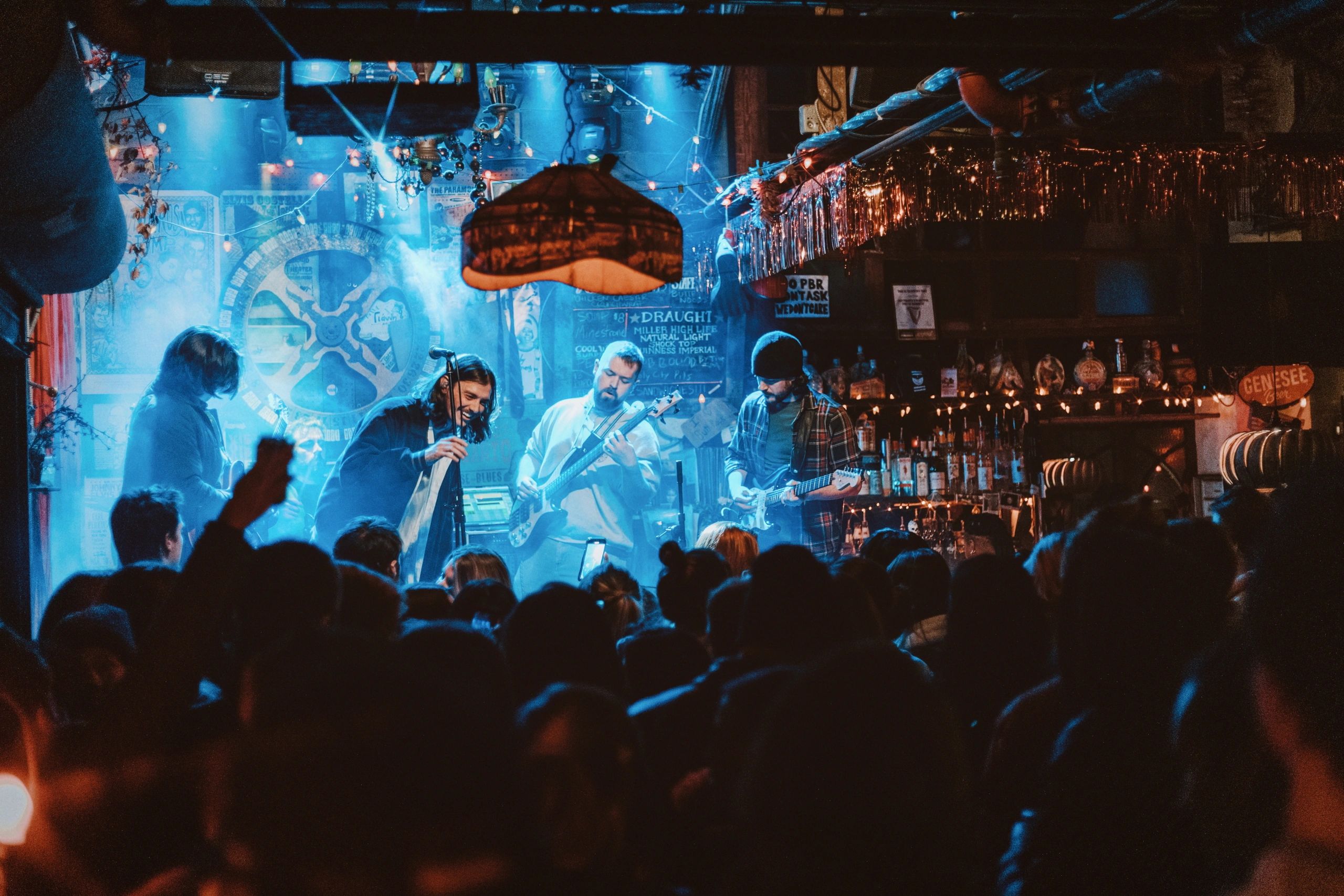 HOME [weekendfriendmusic.com]