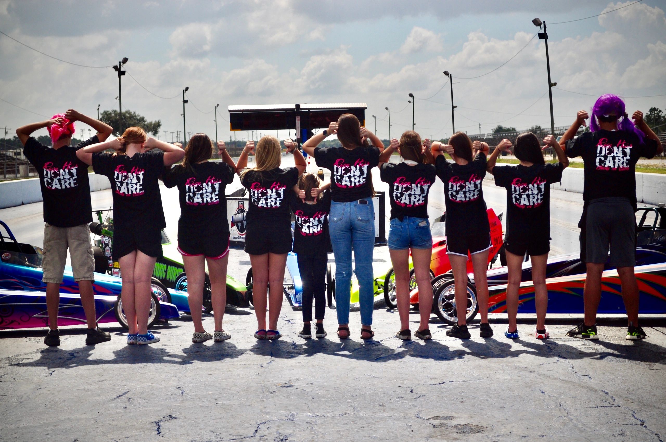 Chicks on Slicks - Female Motorsports