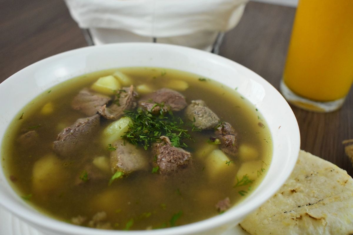 Caldo de Pajarilla