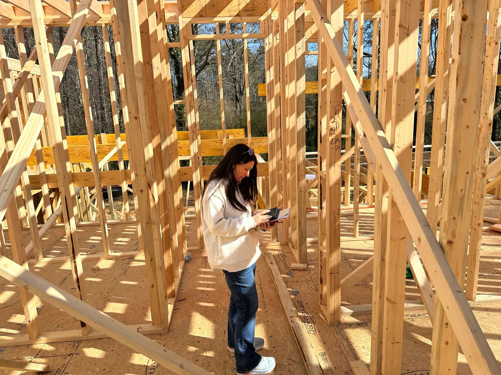 LAVELLE DESIGN & CONSTRUCTION