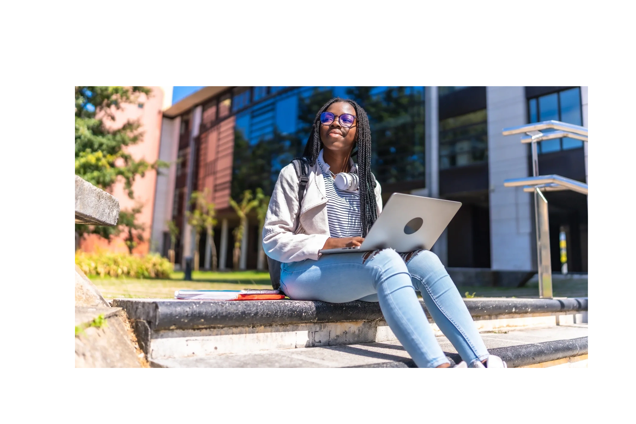 Apryl Davis Scholarship