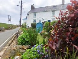 Llyn Peninsula, North Wales - Arallt Holiday Cottage