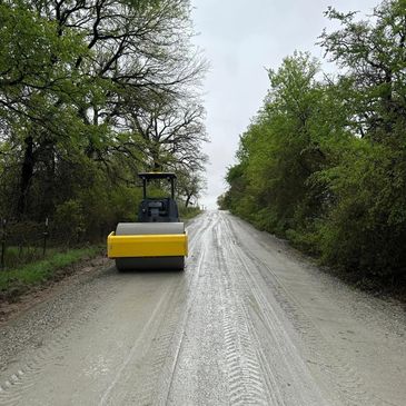 NTX Earthworks - Road Base Delivery, Road Base Driveway Install