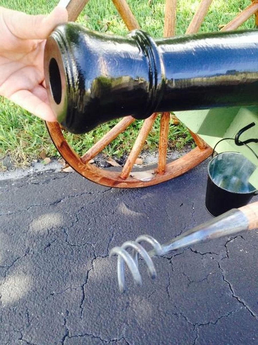 1.75" TO 2.25" WORM ROD FOR GOLF BALL CANNONS