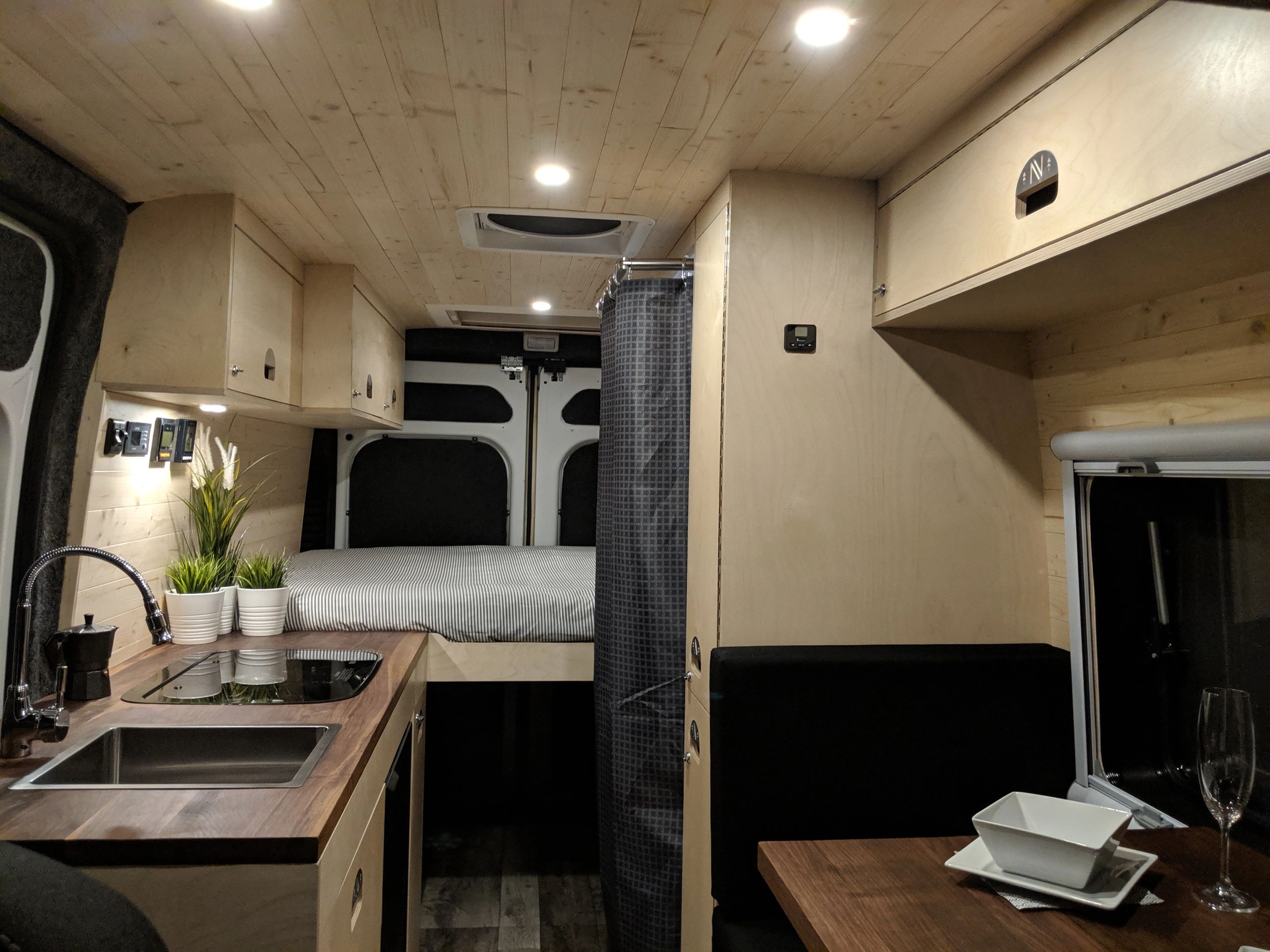 DODGE PROMASTER 159''