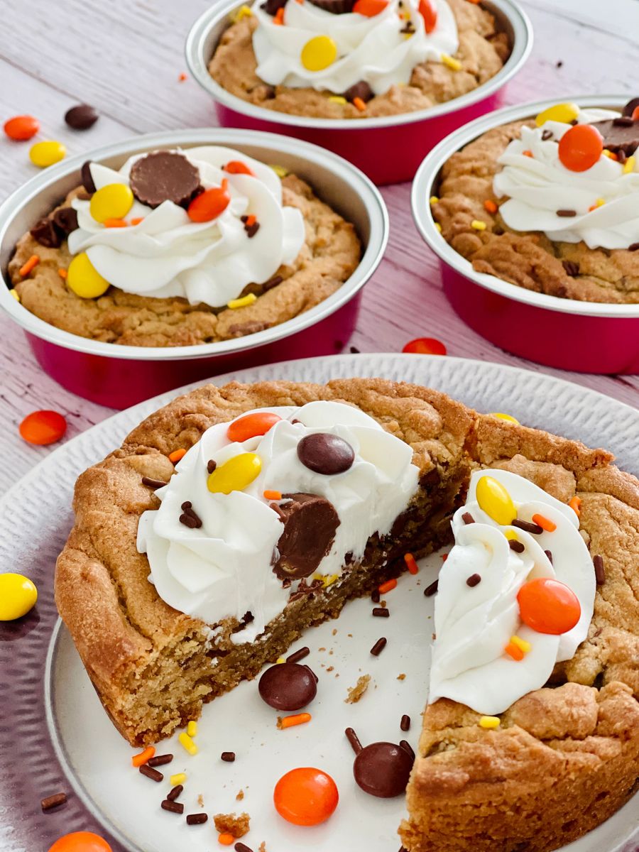 Deep Dish Cookies (Minimum Order - 6 Cookies)