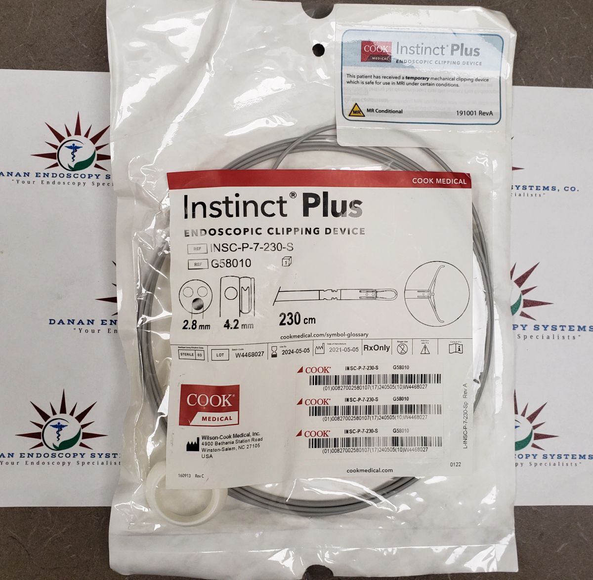 COOK MEDICAL G58010 Instinct PLUS ENDOSCOPIC CLIPPING DEVICE 2.8 mm, 4. ...