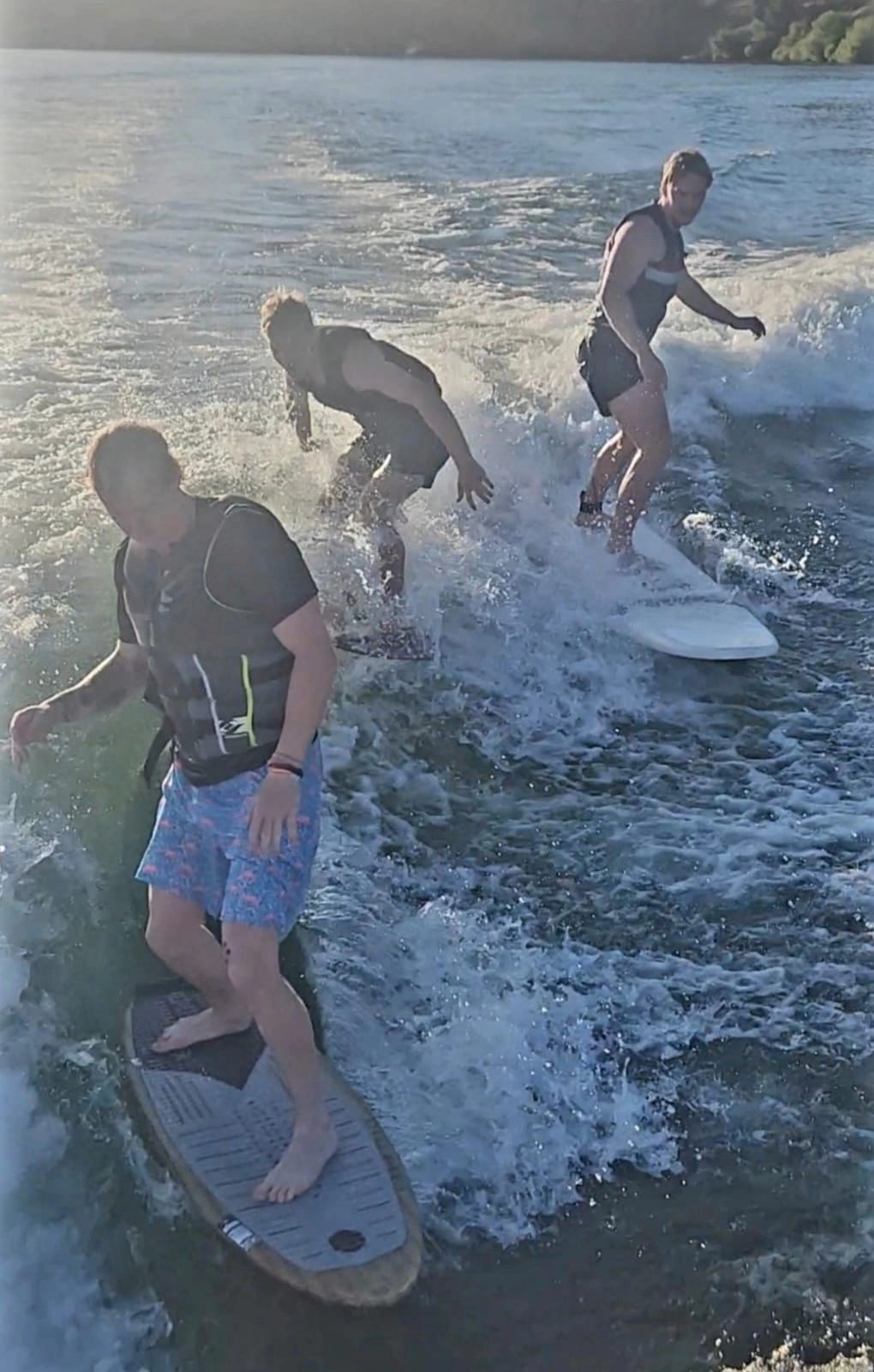 Team Surf - Surfing, Wake Surf Lessons