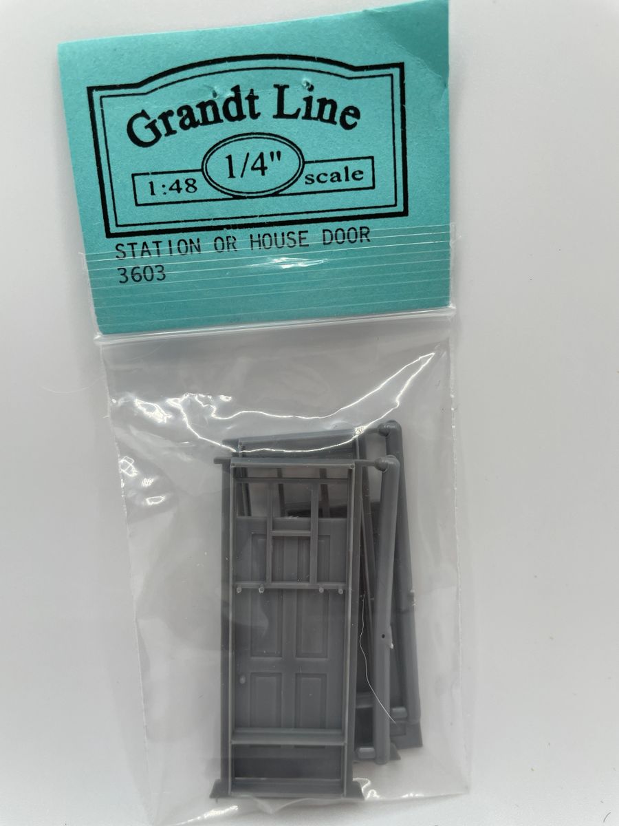 Grandt Line House Door 3603 - 1:48 scale