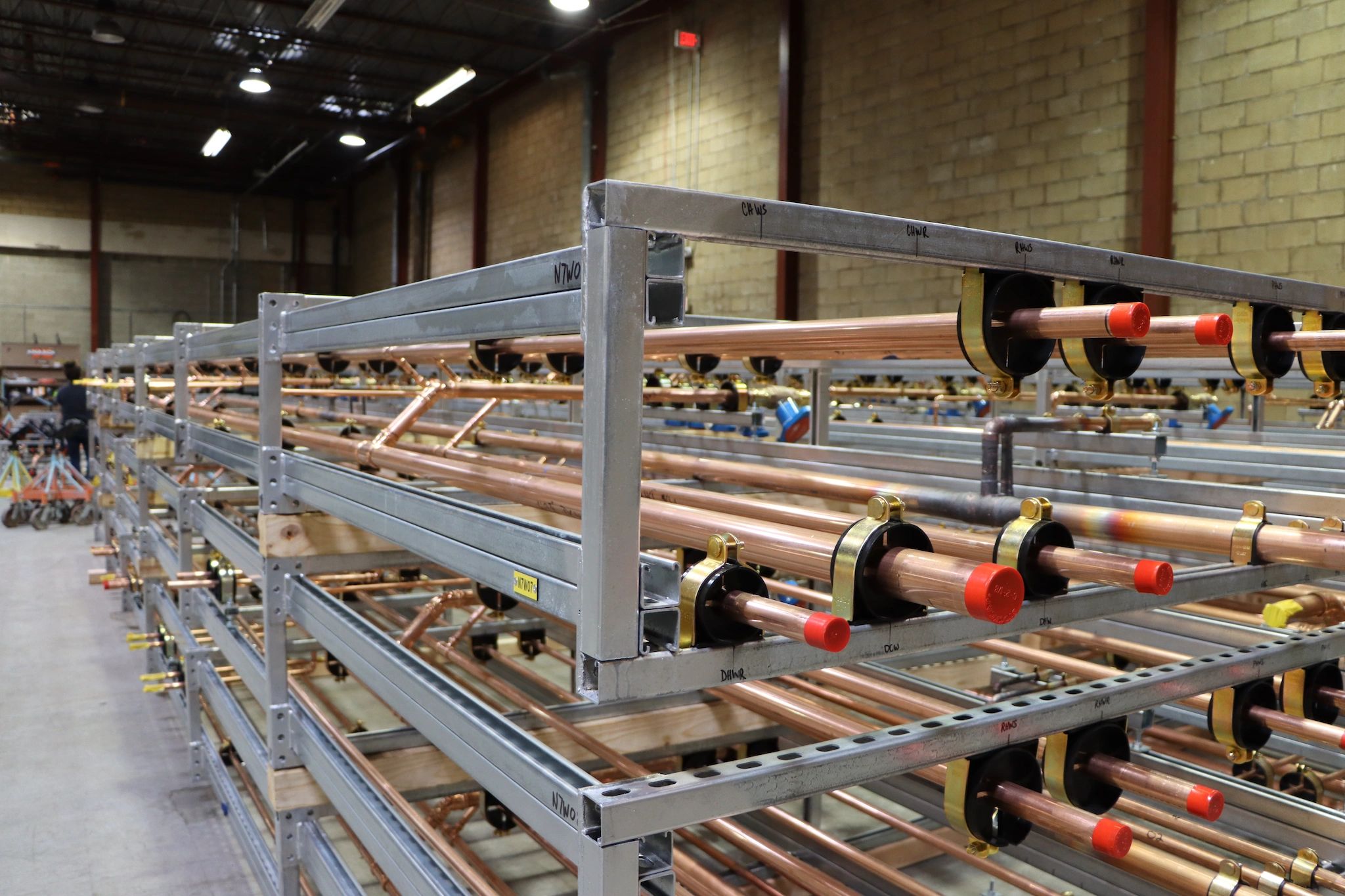 Exploring the Advantages of Multi-Trade Rack Systems