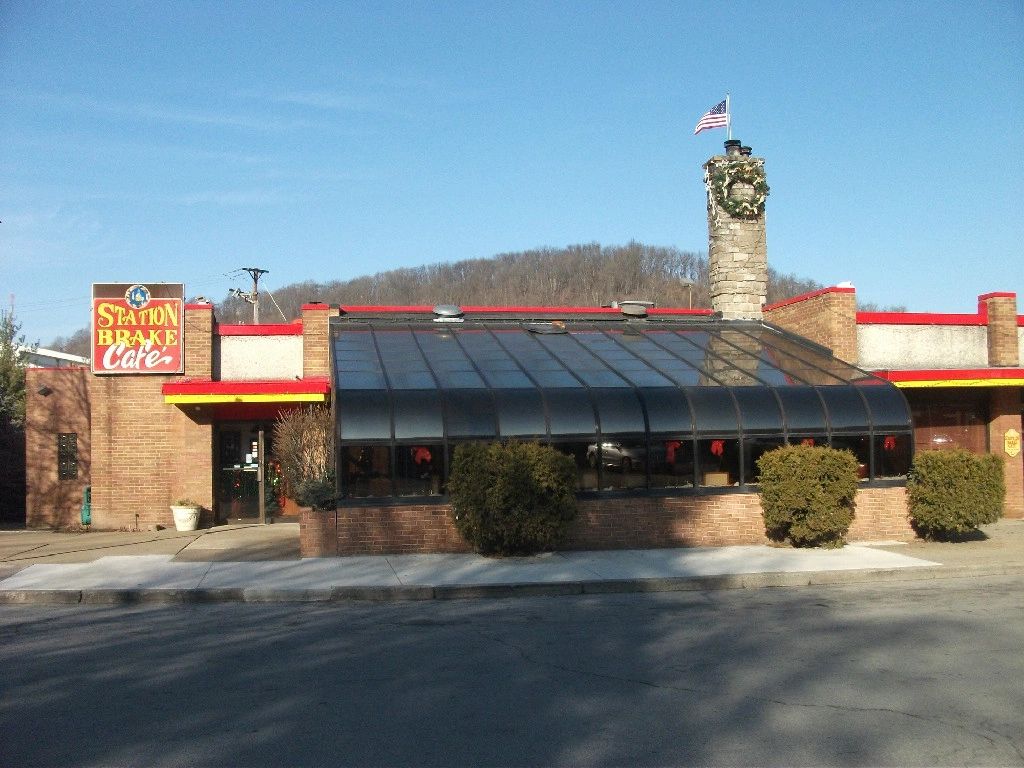 Home Page [www.stationbrakecafe.com]