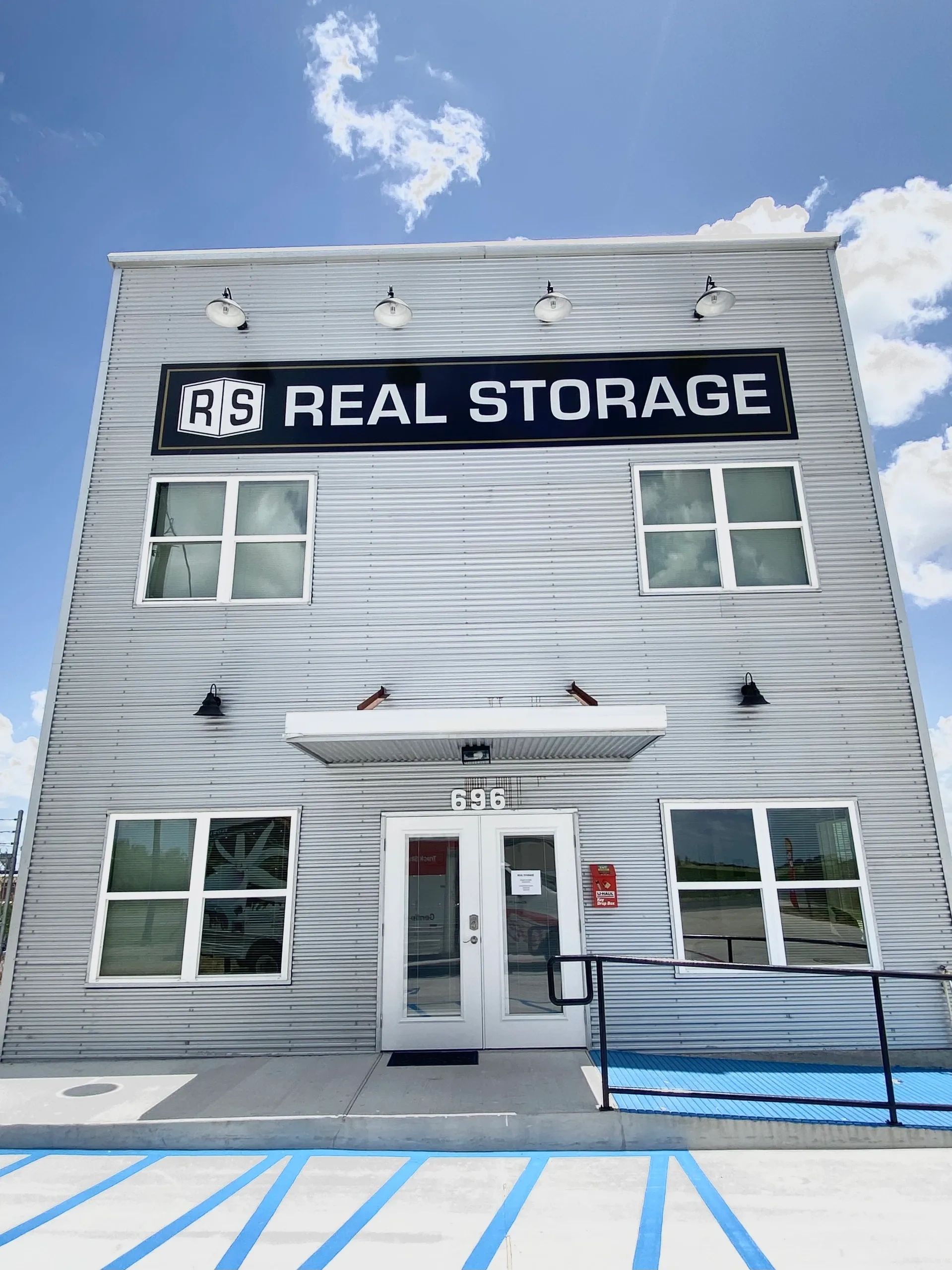 Realstorage.com