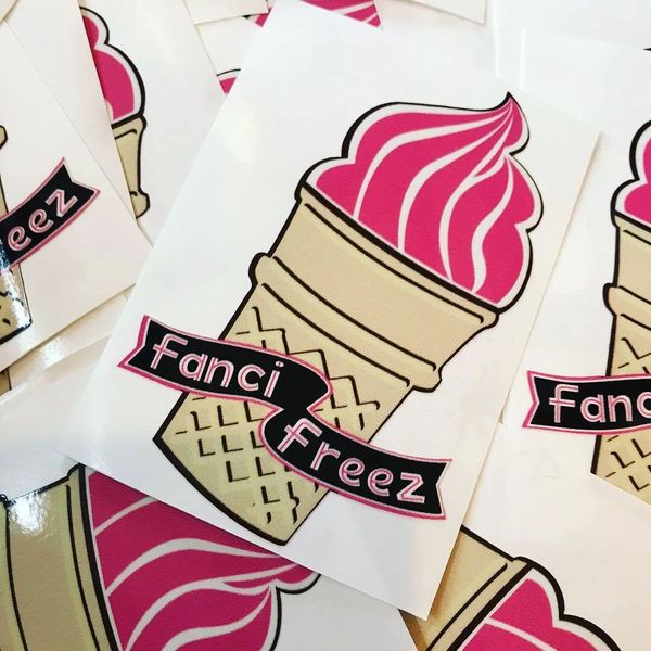 Photo Gallery | Fresh Prints 208