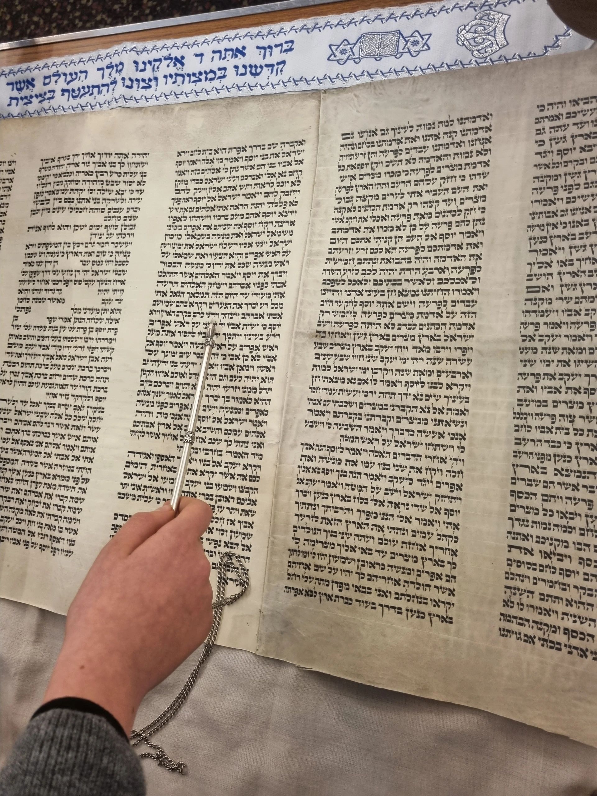 Bar Mitzvah and Bat Mitzvah Tutor | Sephardi Torah Teacher