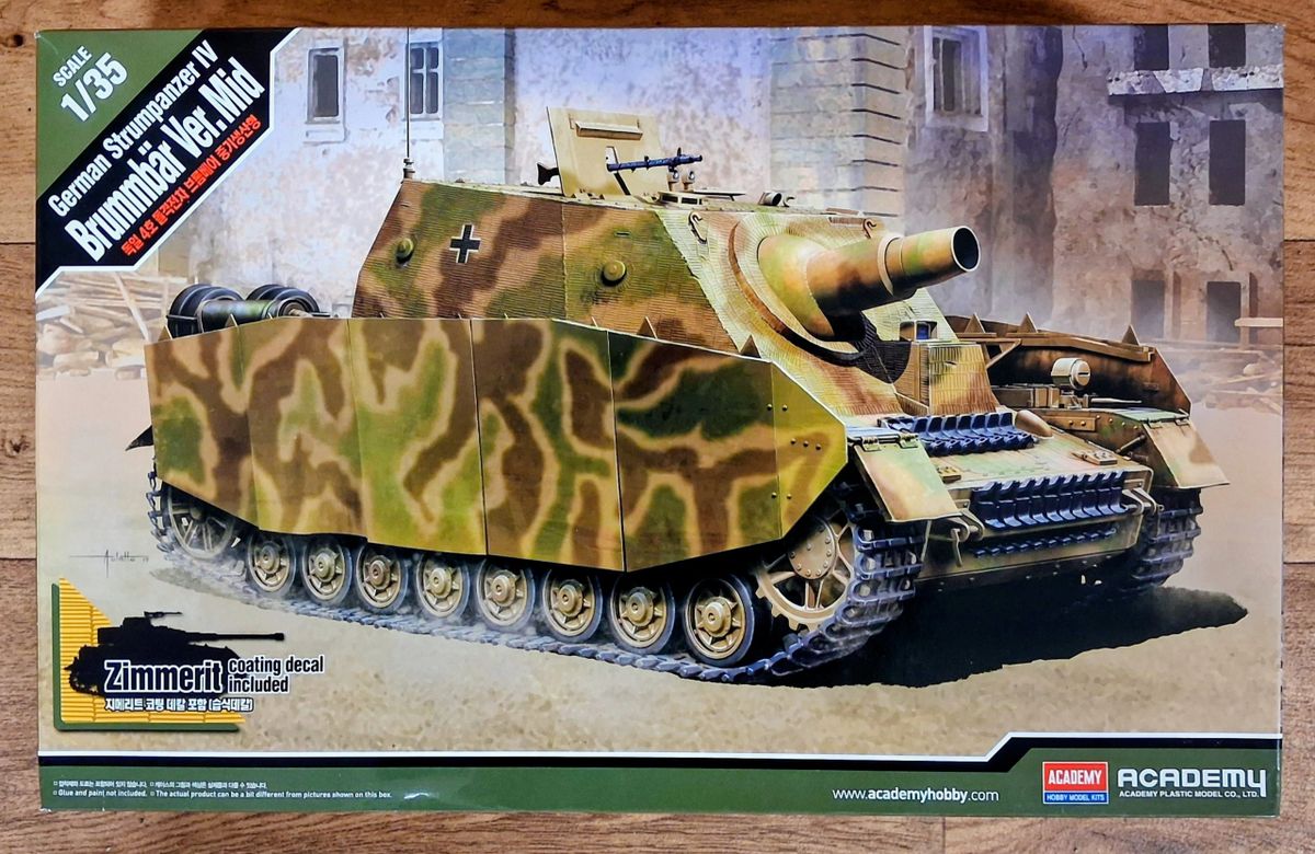 13525 Sturmpanzer IV Brummbar (Mid), 1/35, Academy Plastic kit