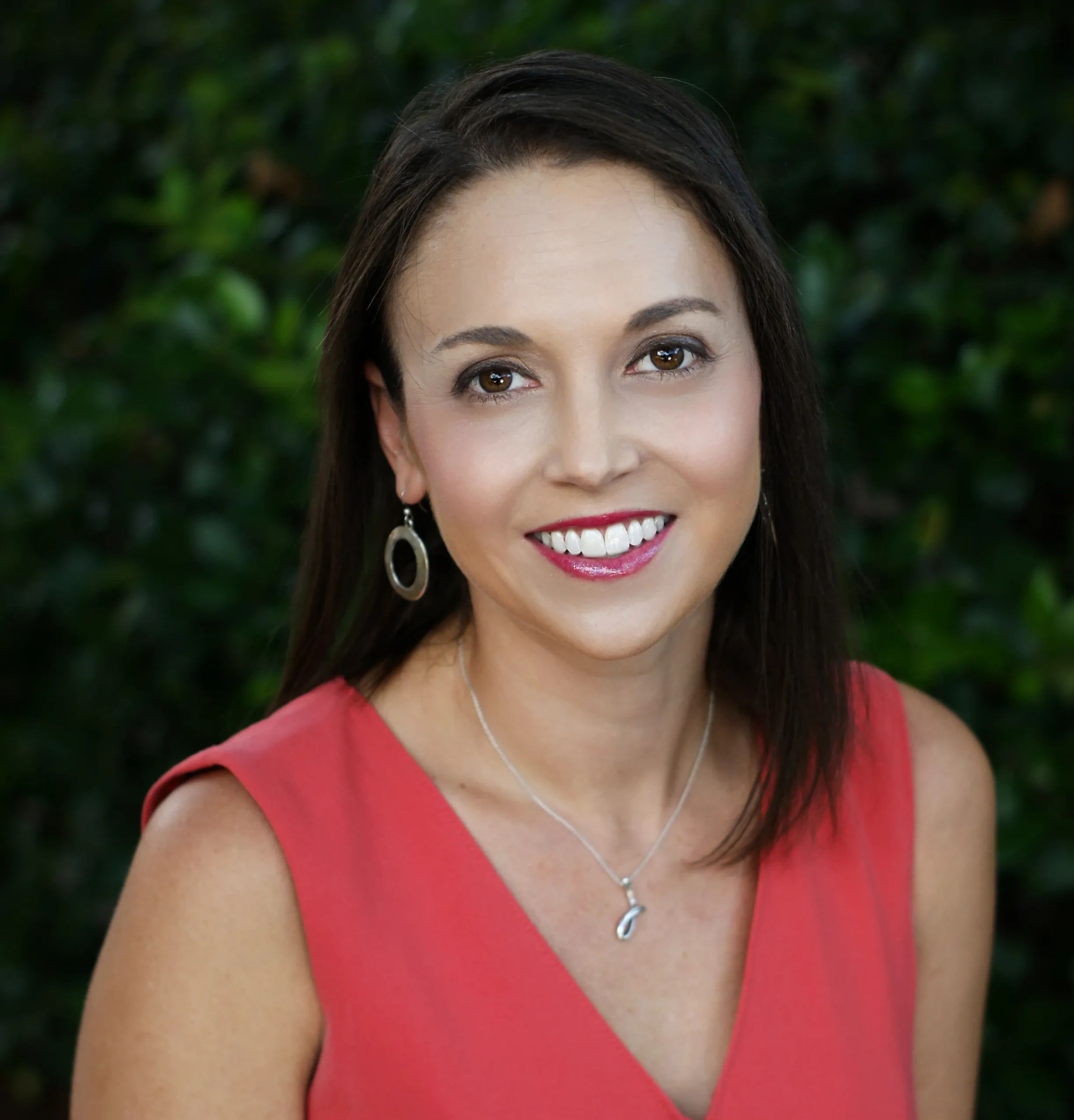 Julie Caitlin Fry - Executive, Business Consultant