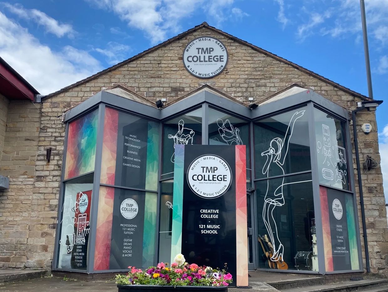 HOME [tmpcollege.co.uk]