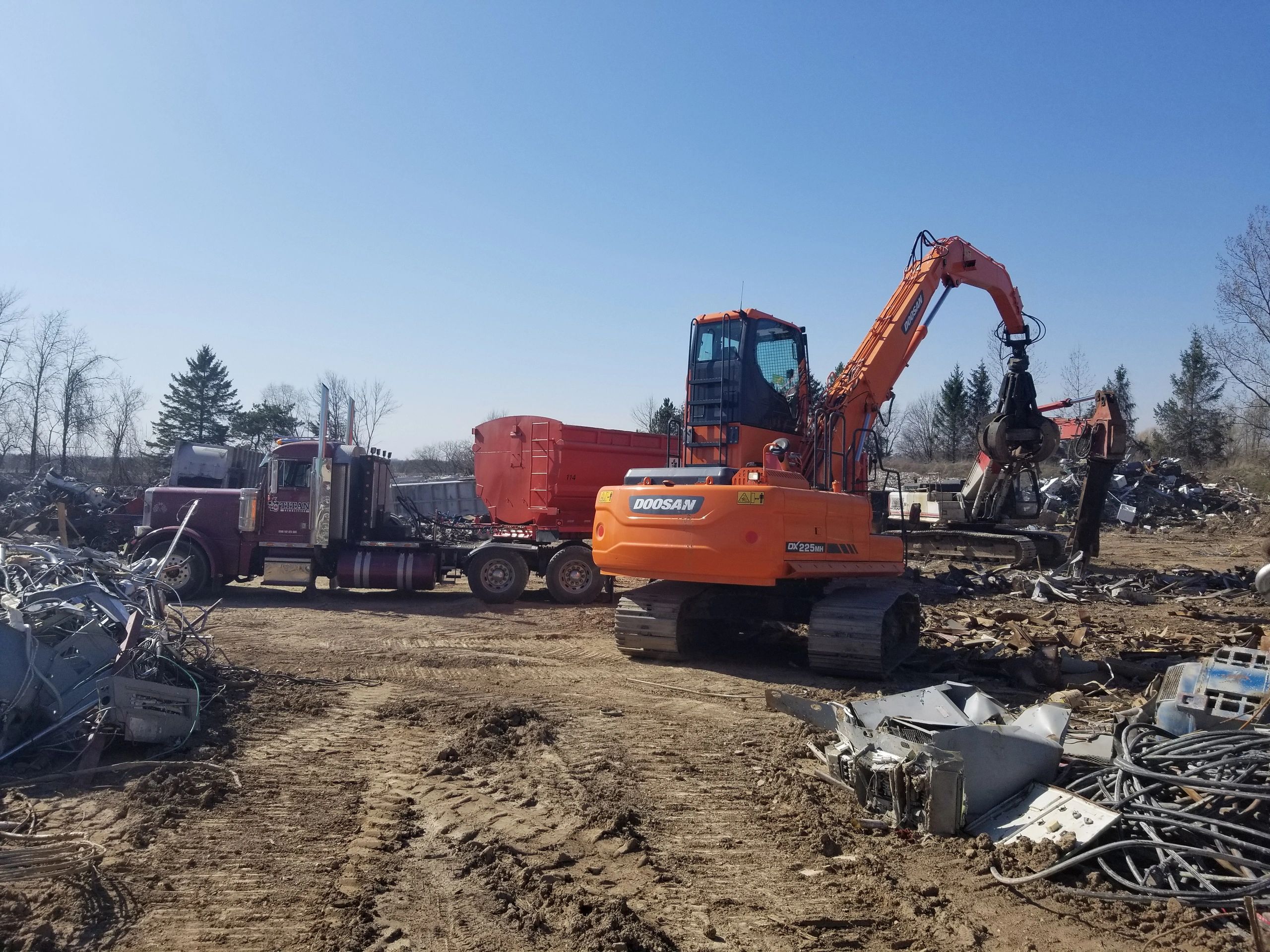 Titan Recycling Inc. - Scrap Yard - Dundas, Ontario