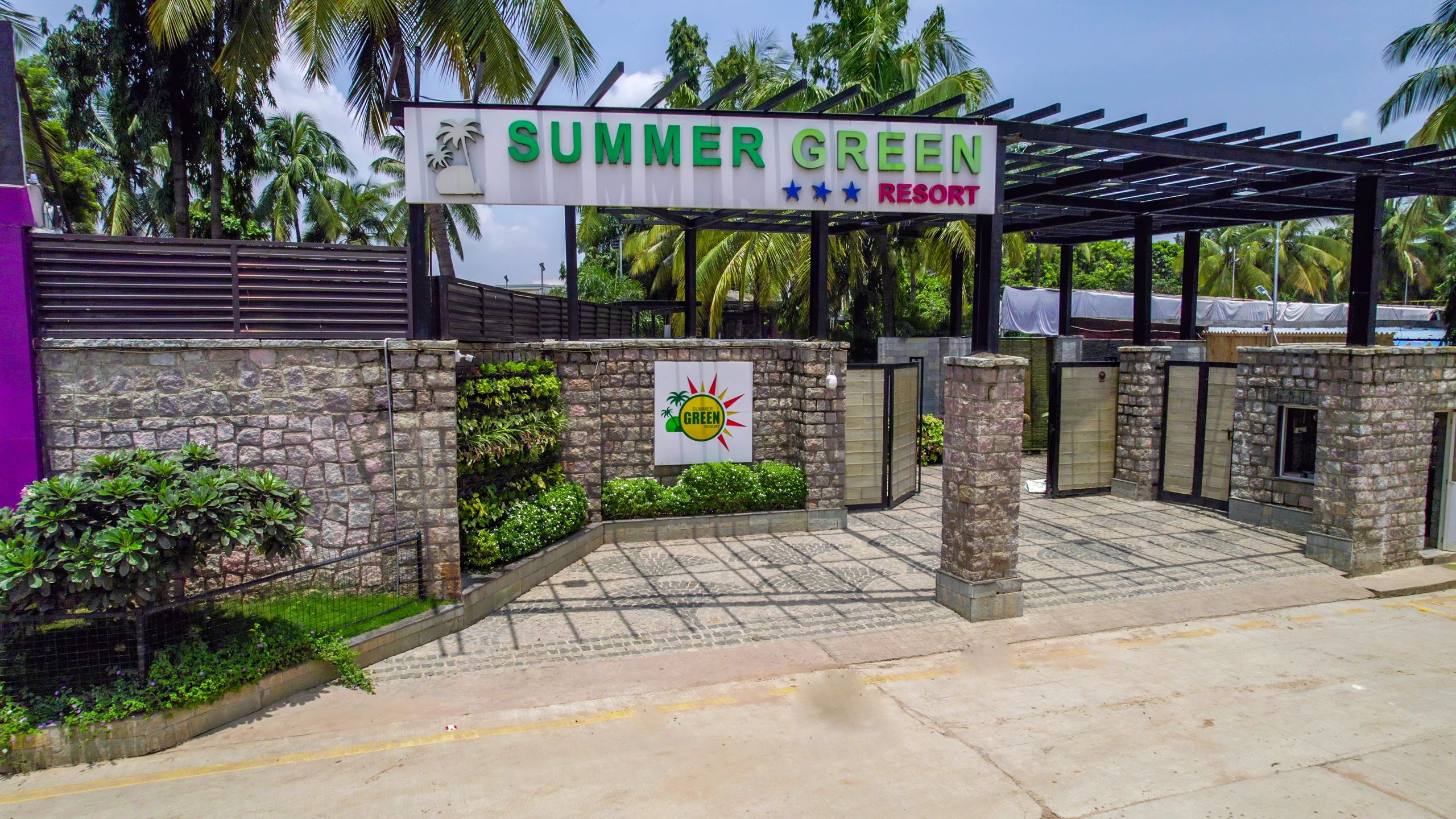 Summer Green Resort