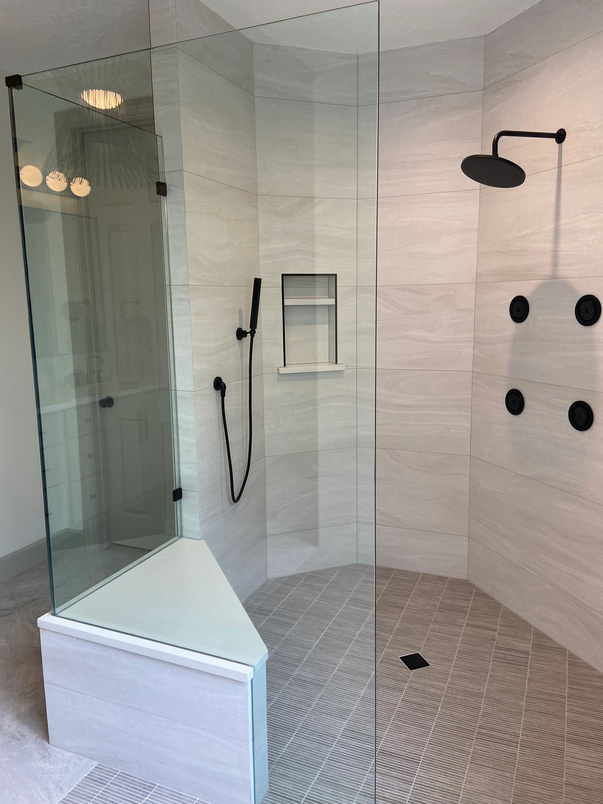 Sovereign Tile & Stone: Crafting Elegant Spaces