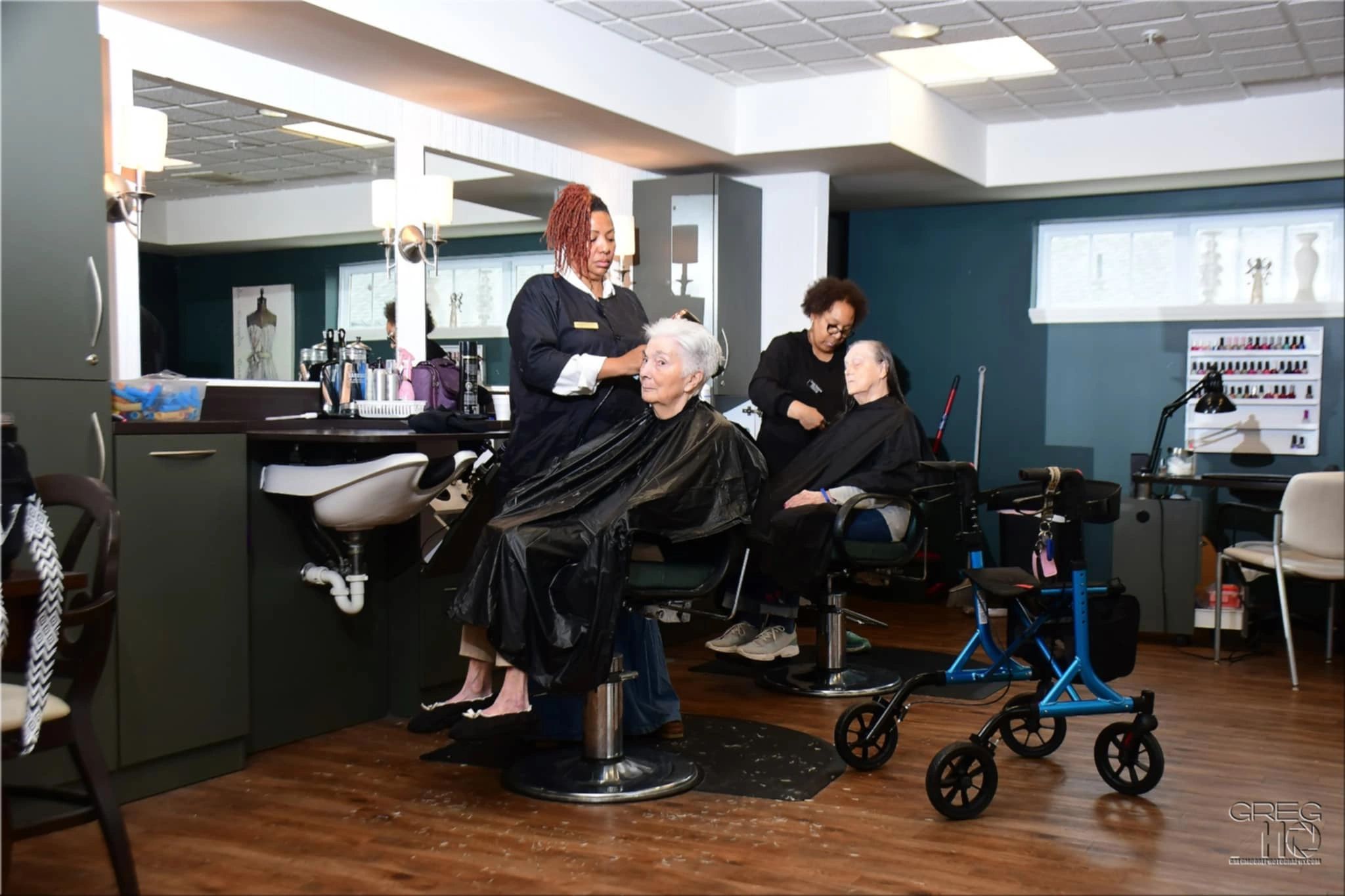 Expert Salon Management & Mobile Hair Stylist Services
