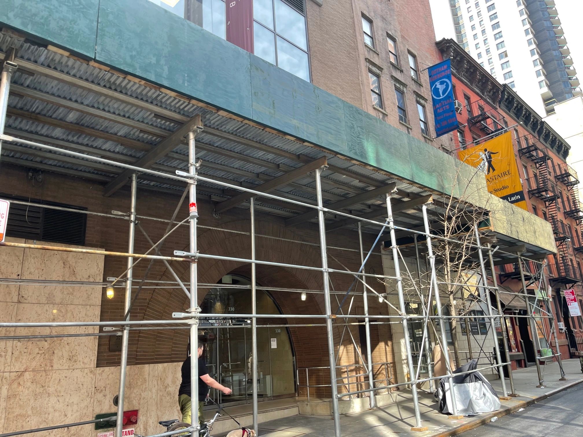 KINGS SIDEWALK SHED & SCAFFOLDING