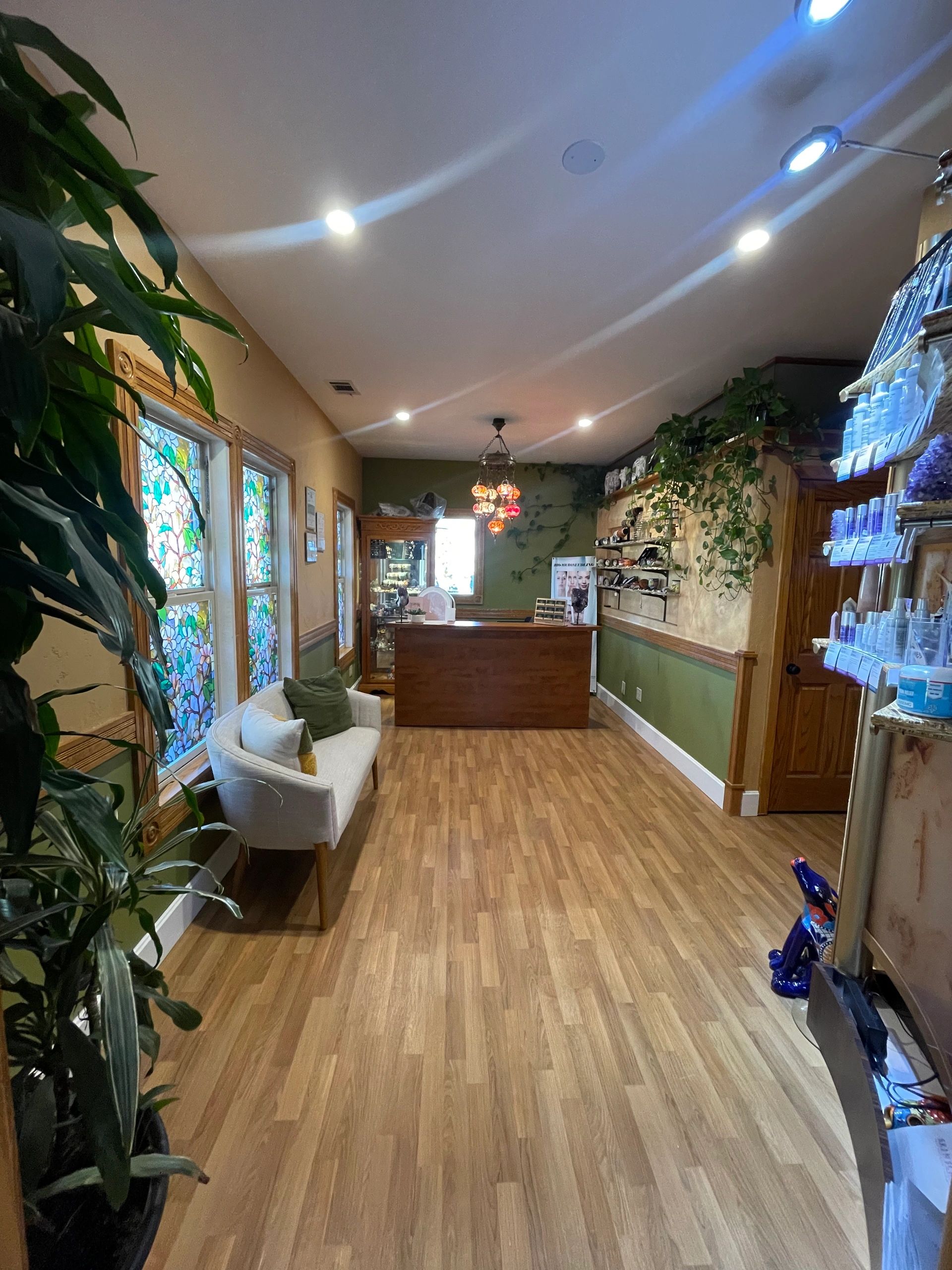 Luxury Spa in Fairfield | Nail Care, Relax Massage | Fairfield Wellness Spa
