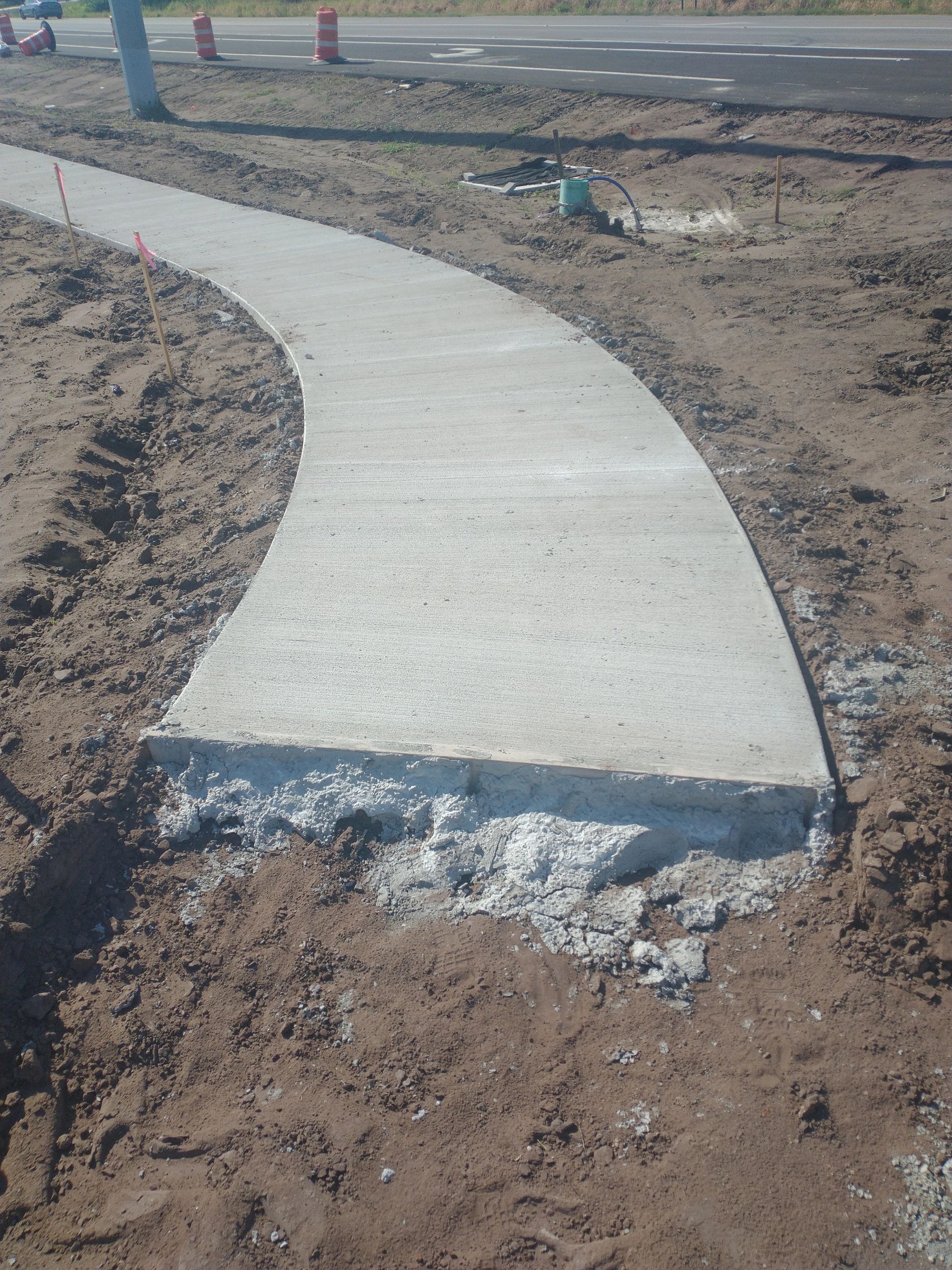 Top Concrete Contractor for Residential and Commercial Projects