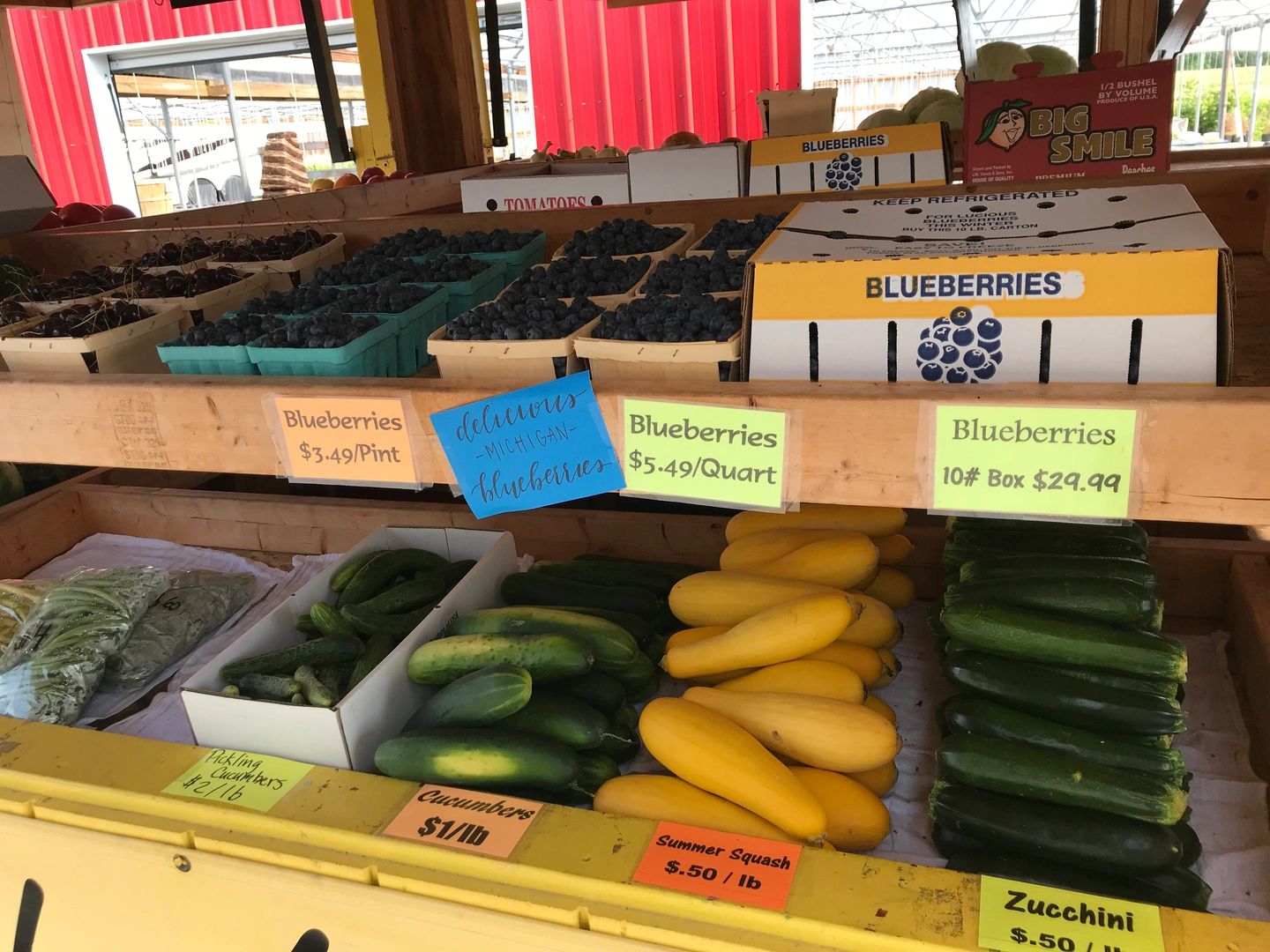 VALLEY MARKET