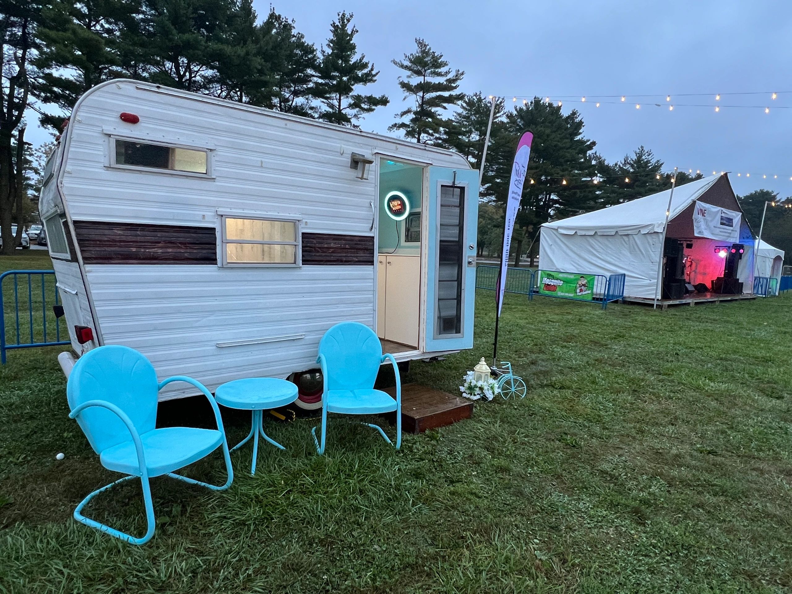 Mobile Lounge & Bar Rentals for Unique Events
