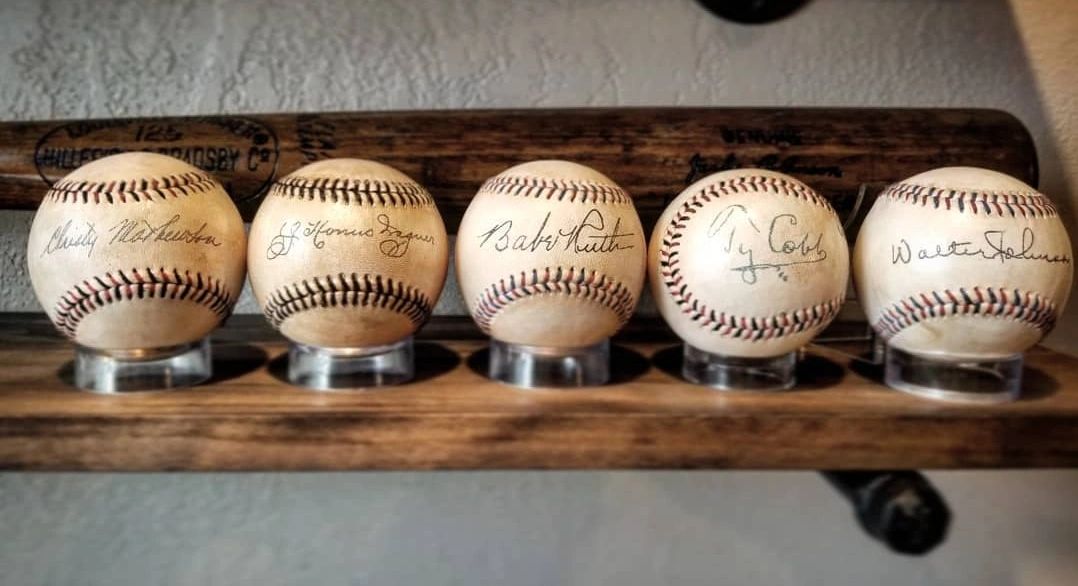 Hall of Fame Replica- Replica Autographed Baseballs