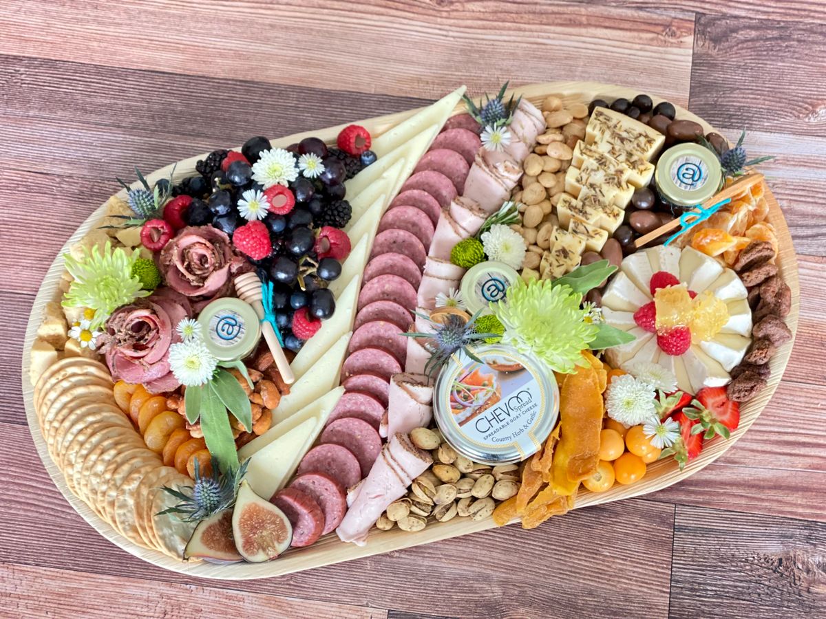 Extra Large Grazing Board (Serves 18-20)