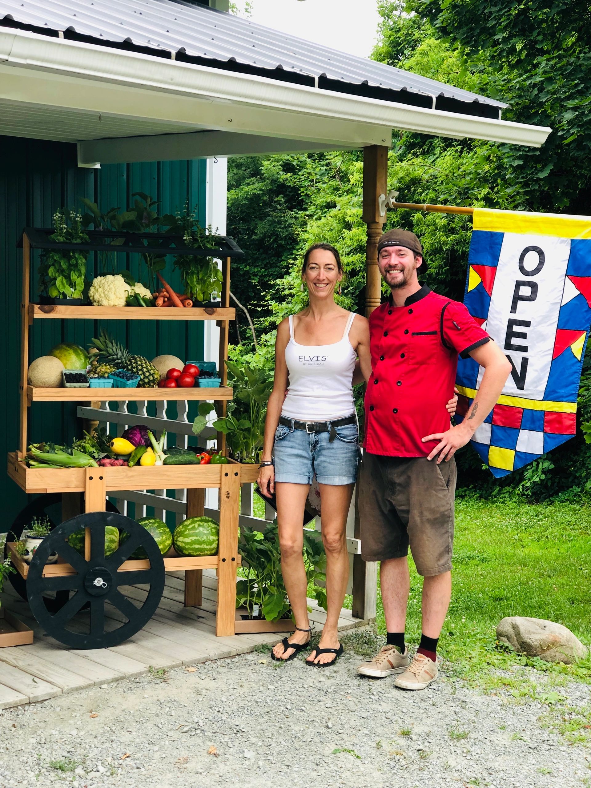 Y Knot - Country Store & Eatery