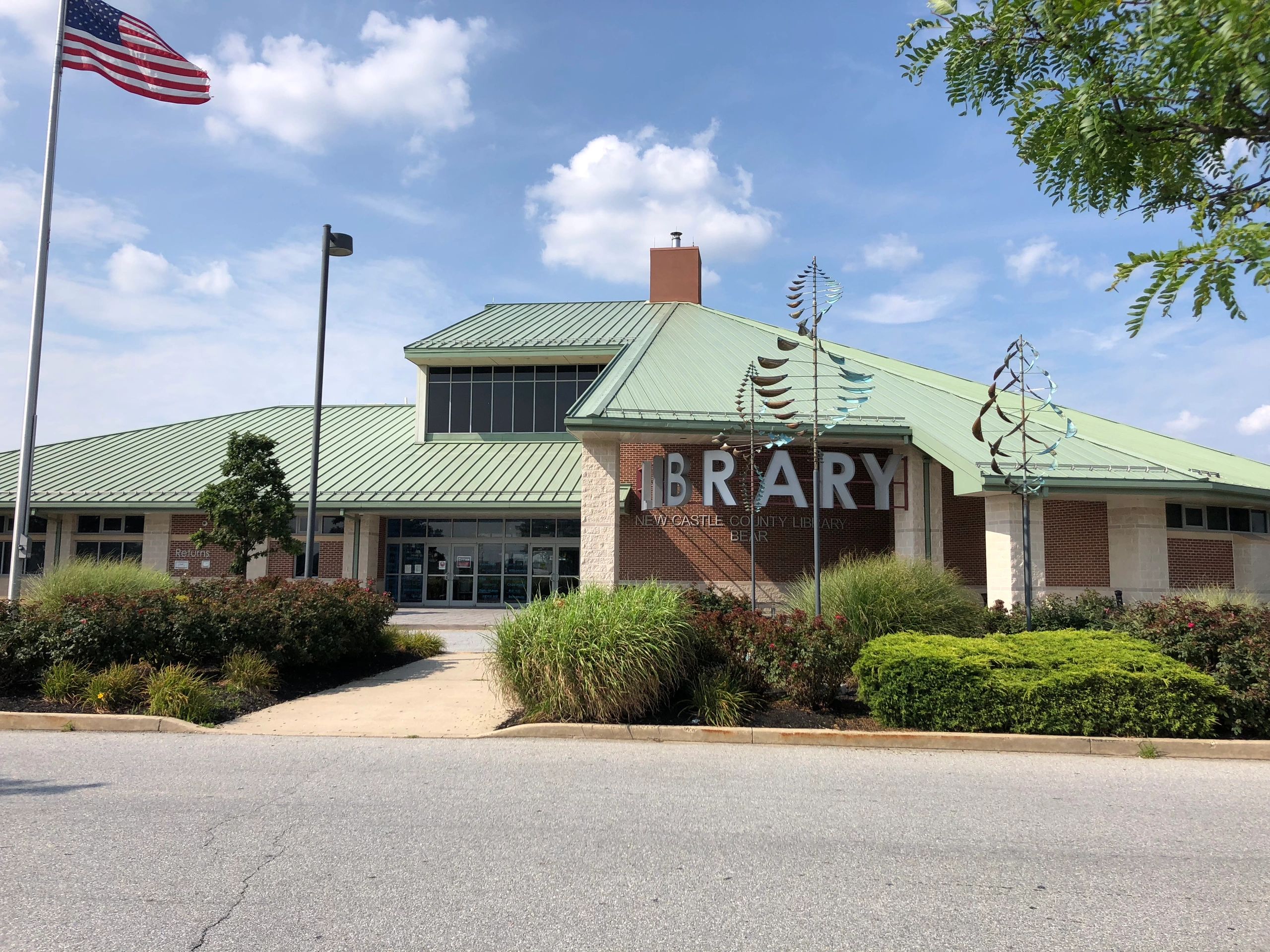 Friends of the Bear Library