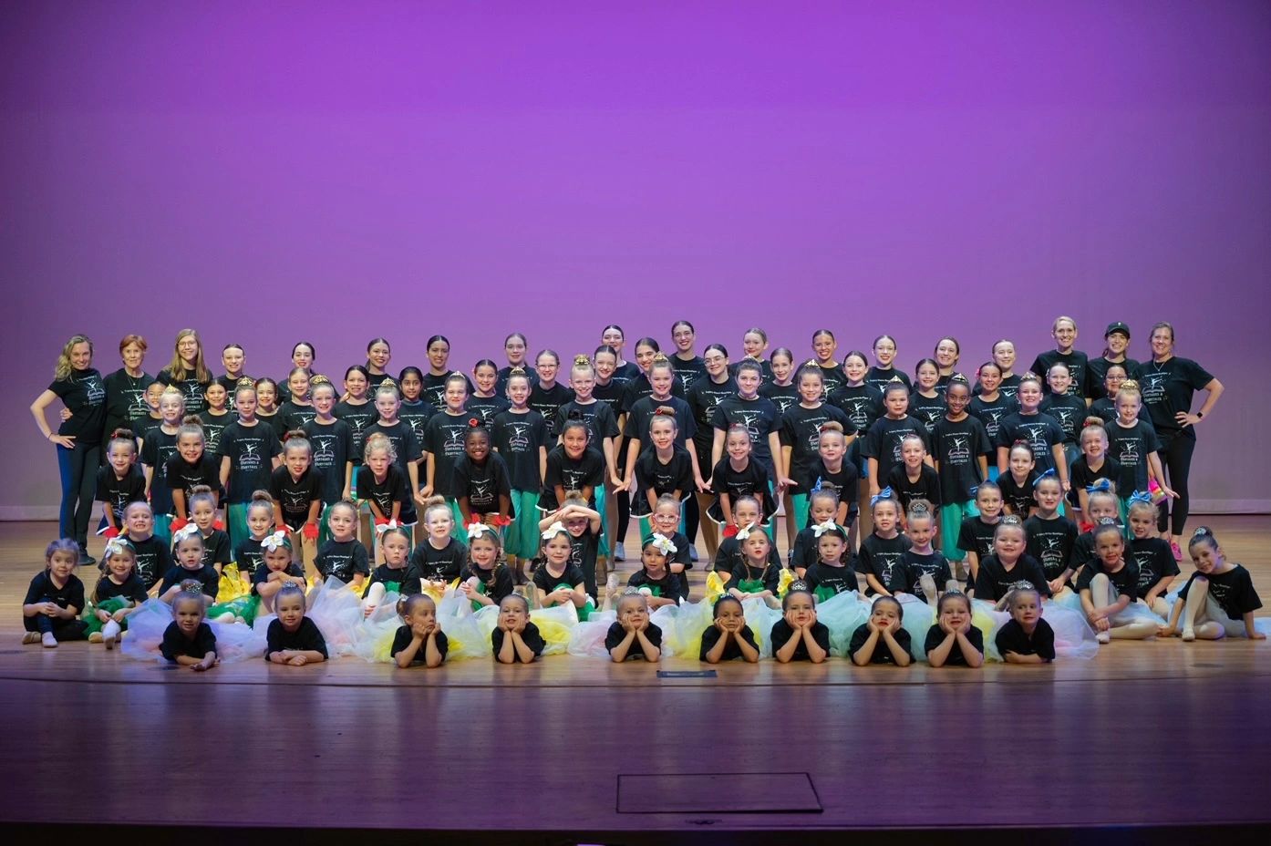 legacydanceboutique.com