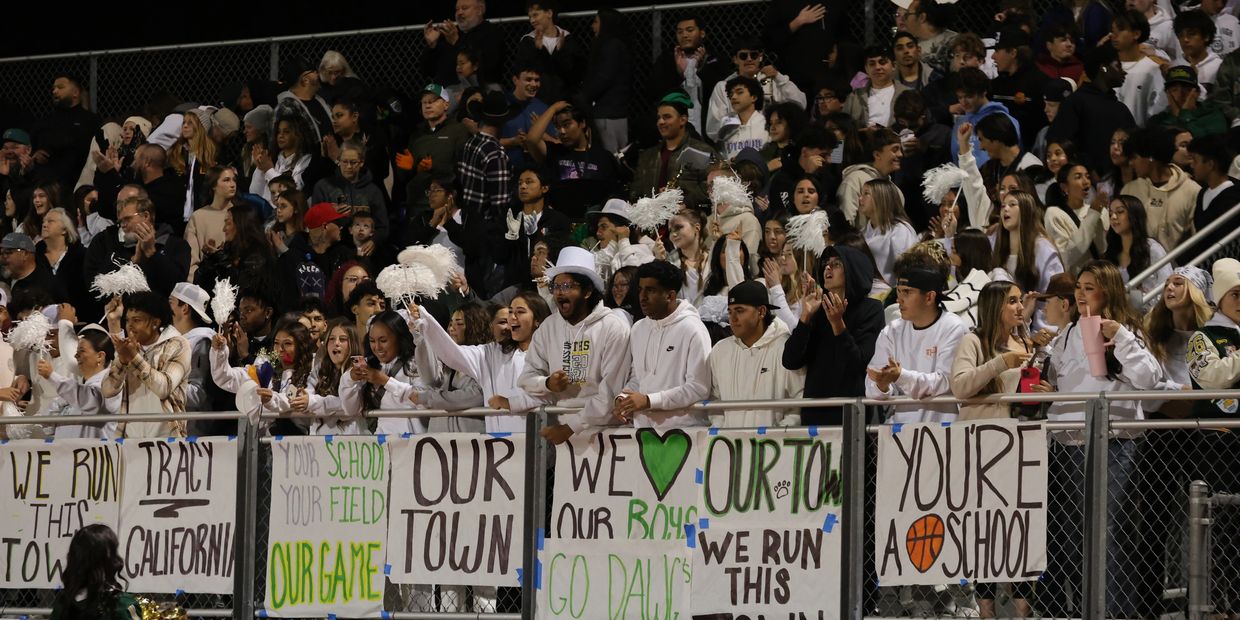 Tracy High Football - Home