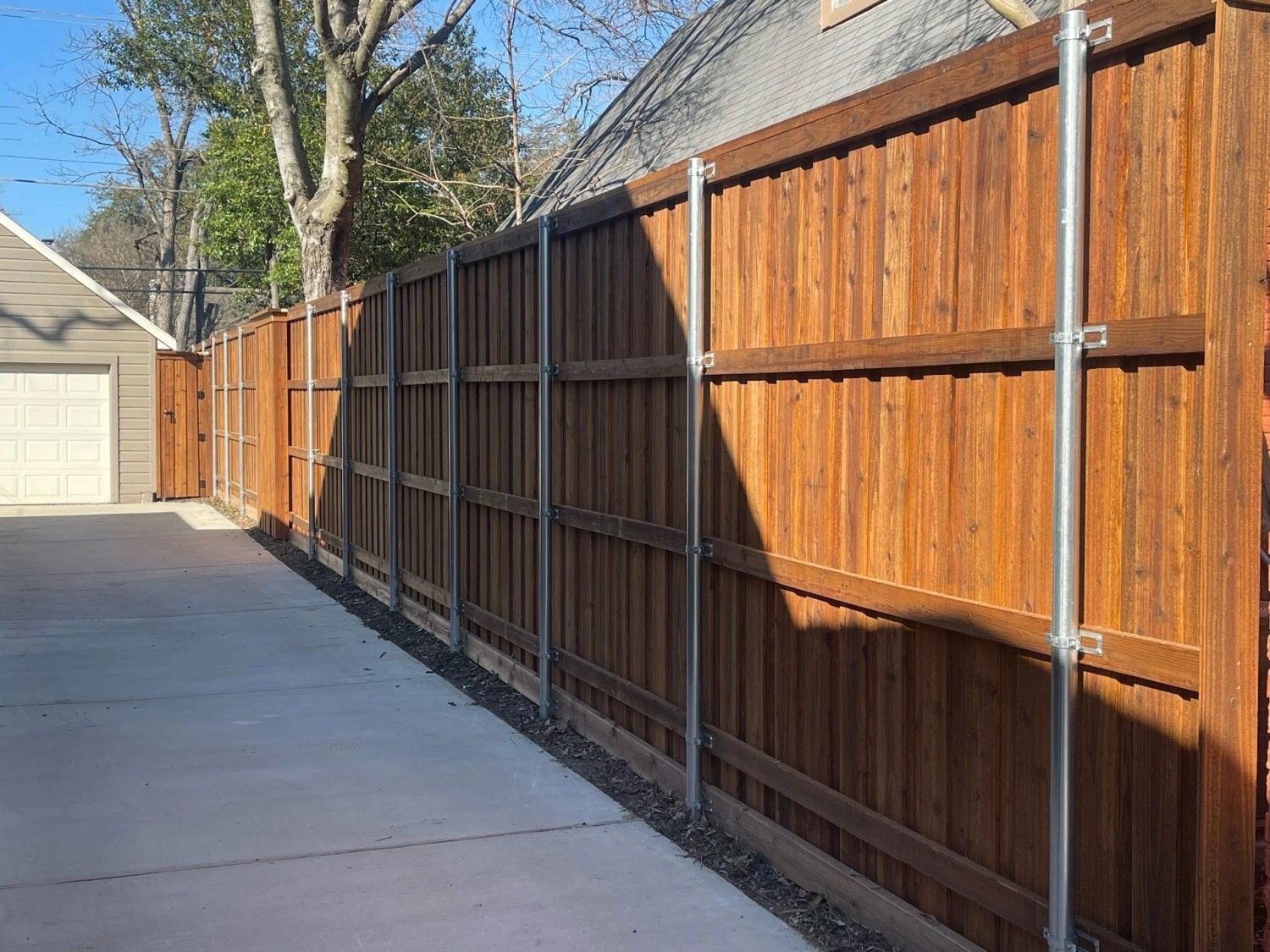 Lazy B Fencing and Decking - Home