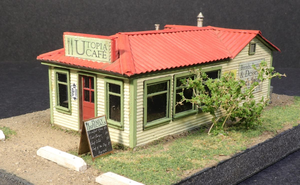 Utopia Cafe - HO scale