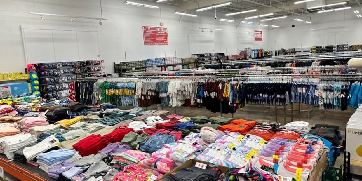 About | DEALS 4 LESS