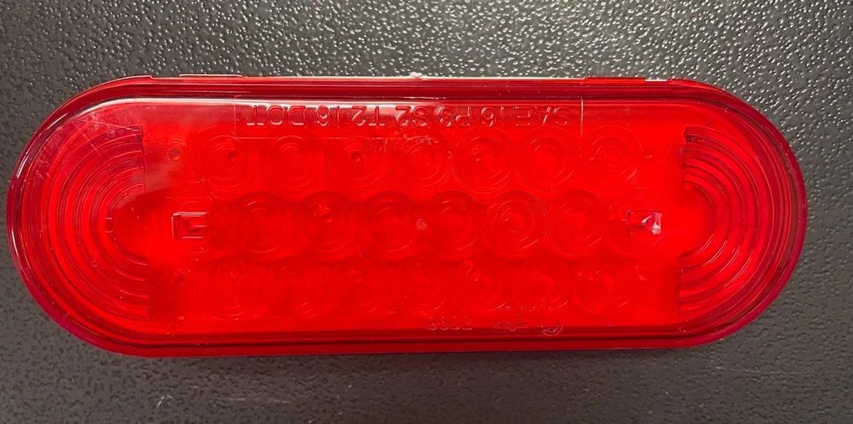 143113 LIGHT RED LED OVAL STT GROTE