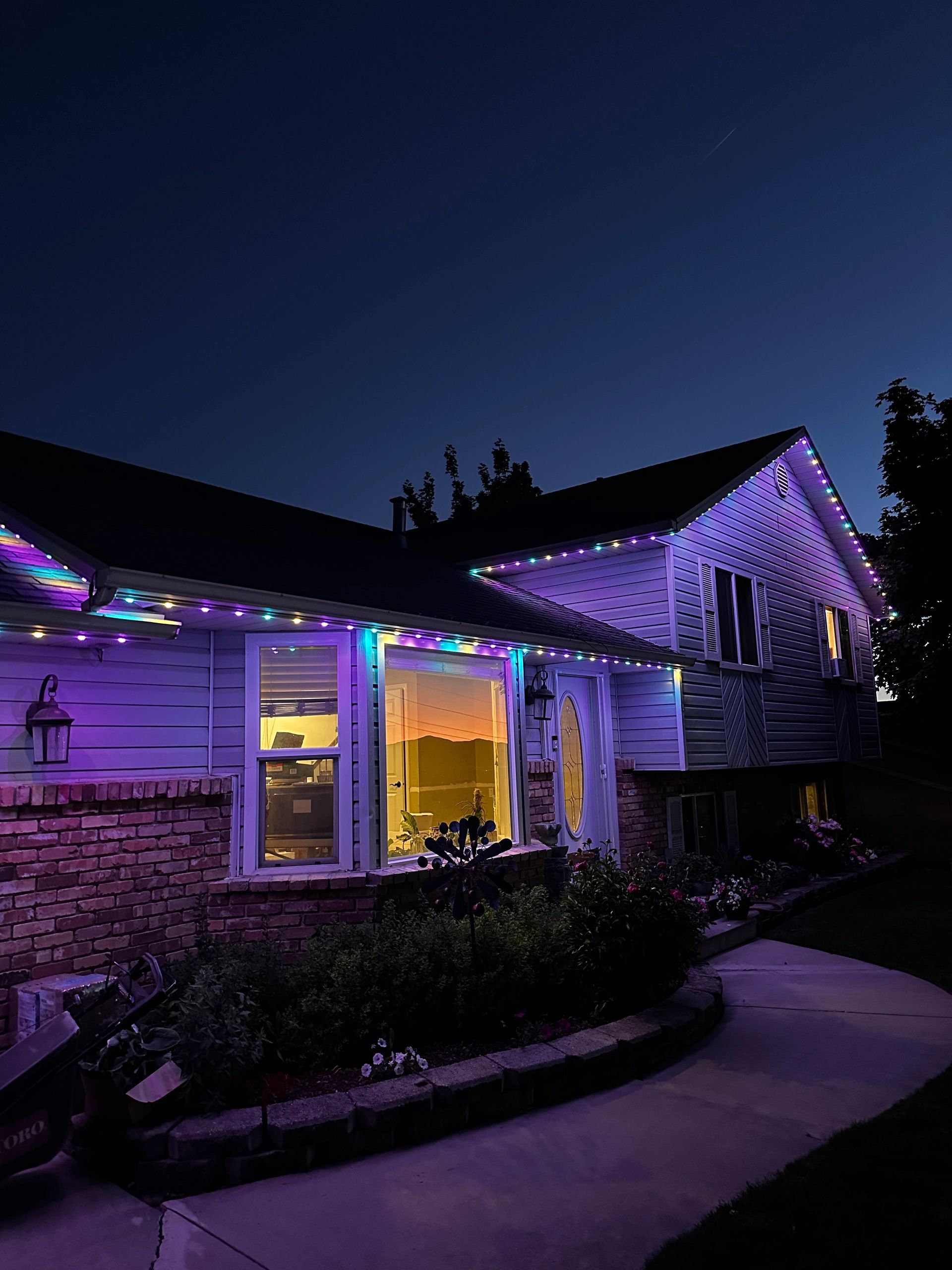 Aurora Edge Lighting