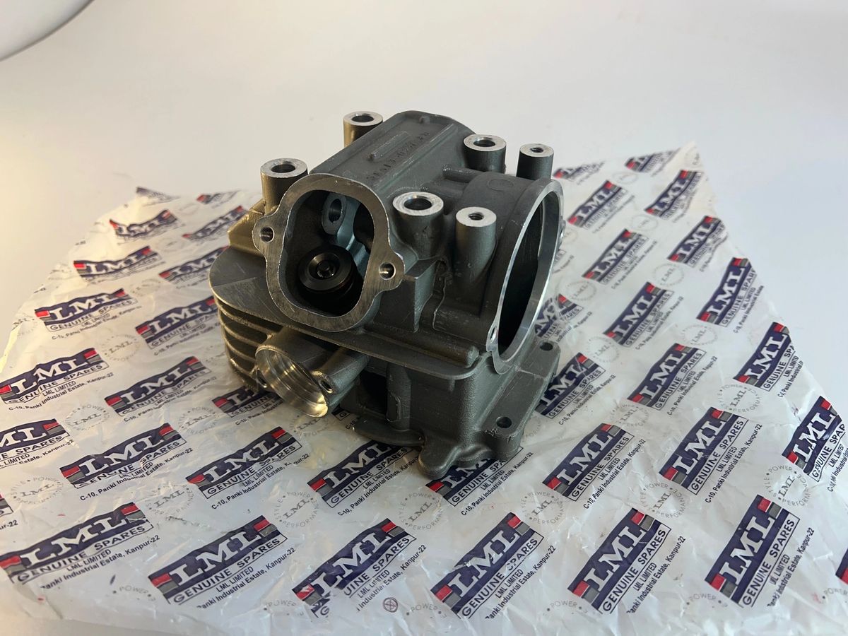 LML 125 4 STROKE HEAD WITH VALVES SF513-0328