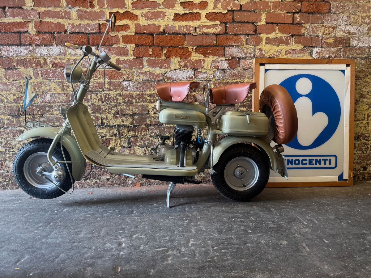 1953 Lambretta Model E 125, beautifully restored and UK registered.