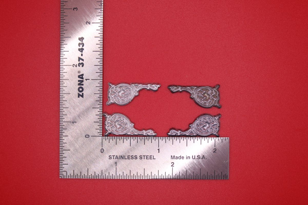 O Scale Scroll "B" Large CR 036