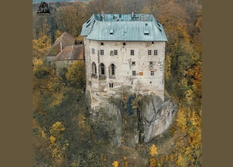 The Eerie History Of Houska Castle and Nazi occultism