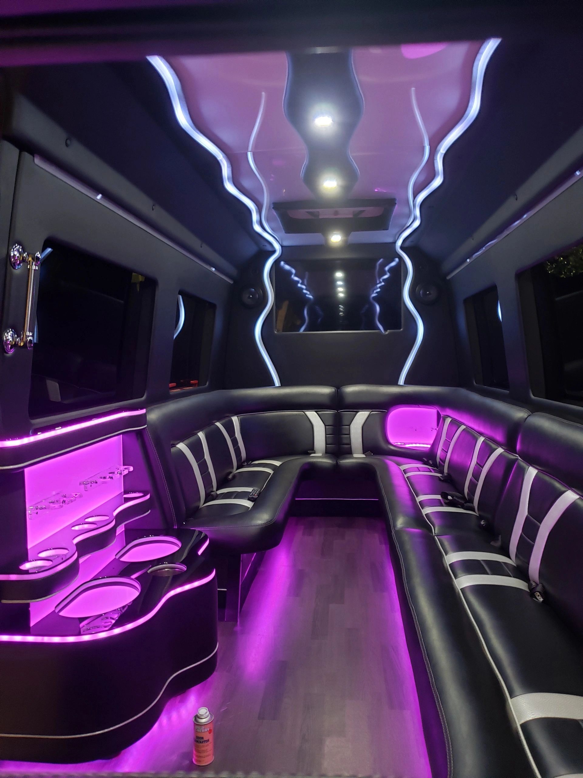 HQBlack Fleet - Vip Transportation, Party Bus, Limousine Service